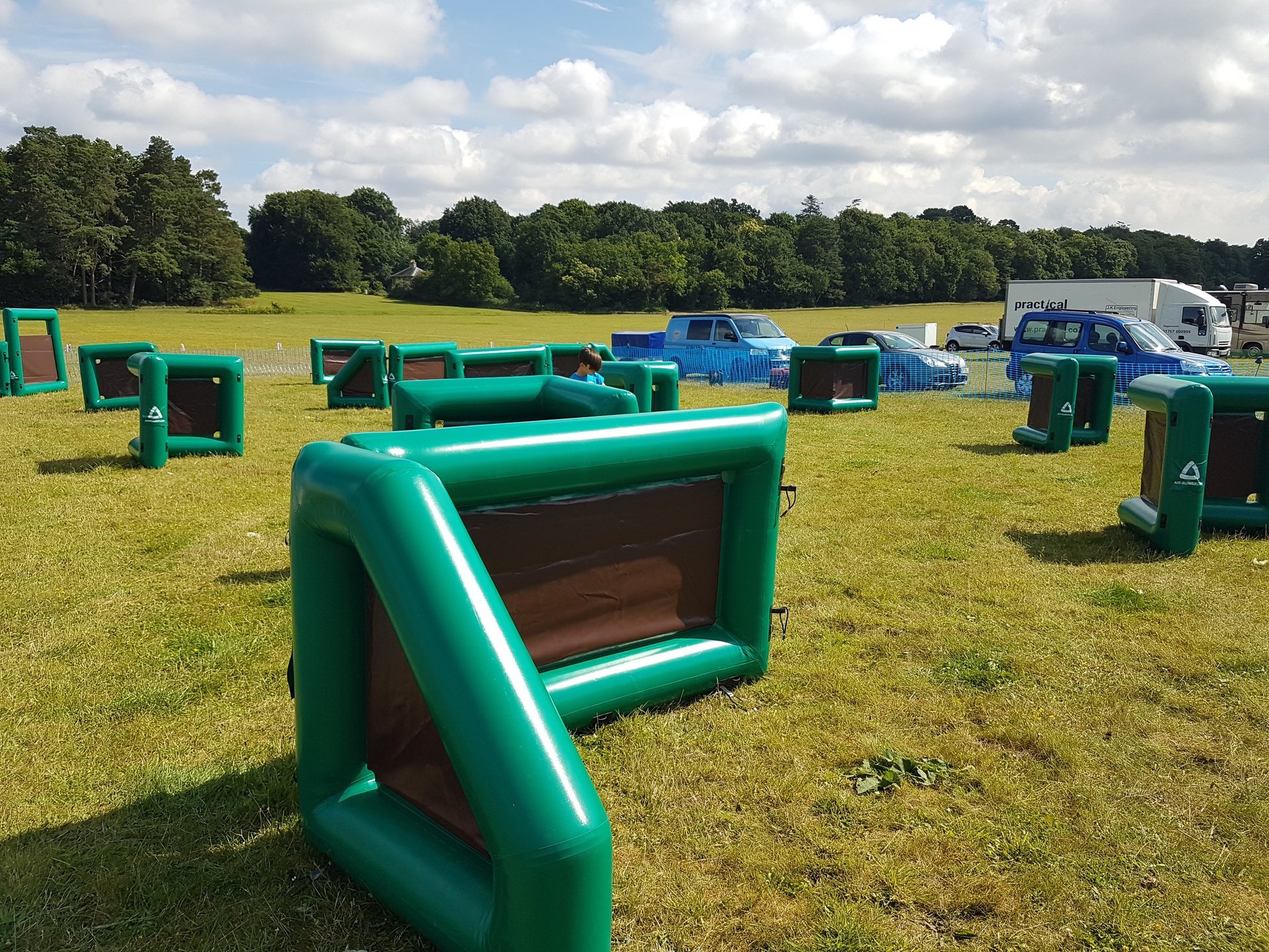 Airbunker Tactical - INFLATABLE BUNKERS FOR PAINTBALL AND LASER TAG